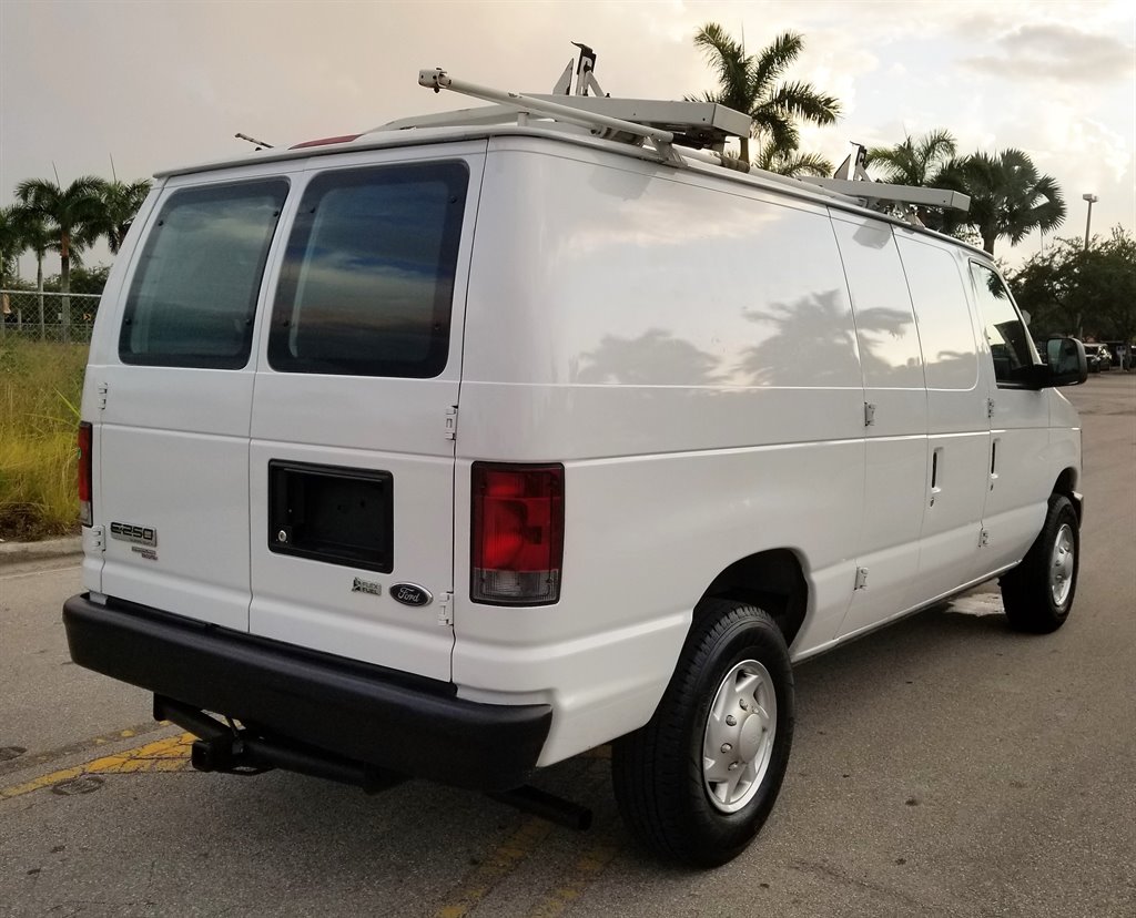 Купить E-series микроавтобус E-Series Van Ford EconolinE E в интернет ...